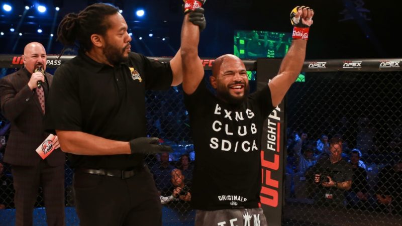 Cage Warriors 149: Wilson Reis snatches third-round submission in San ...
